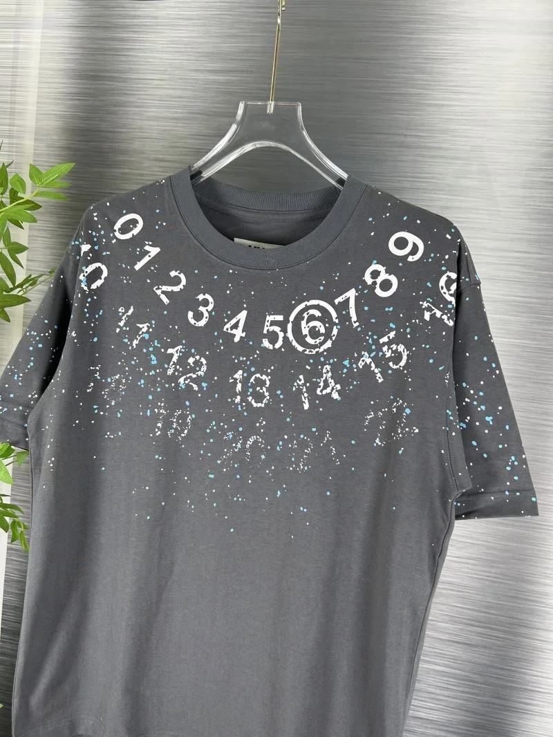 Accurate model Maison Margiela T-Shirts