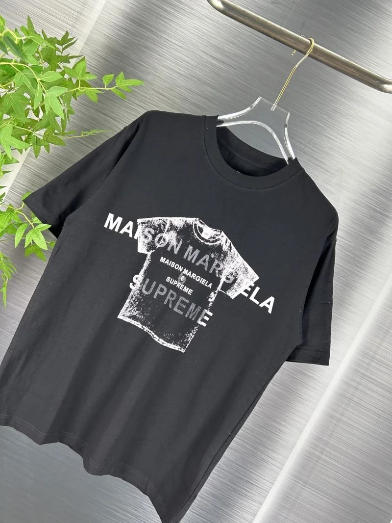 Indistinguishable Maison Margiela T-Shirts