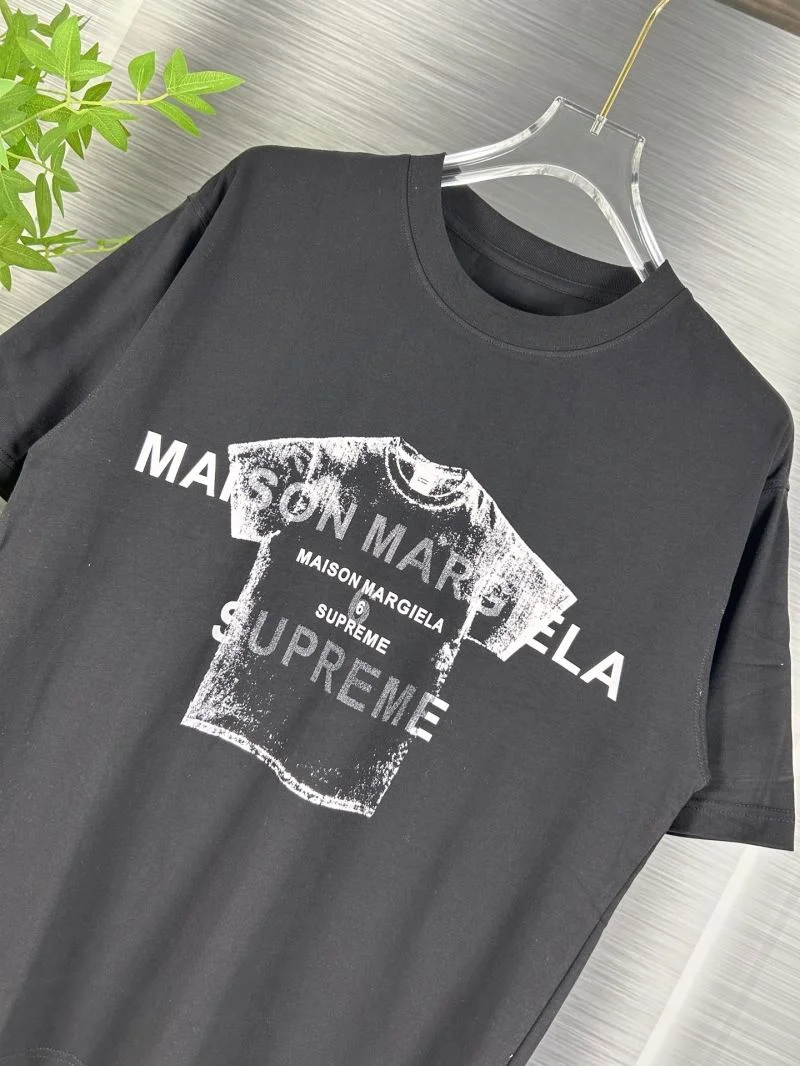 Indistinguishable Maison Margiela T-Shirts