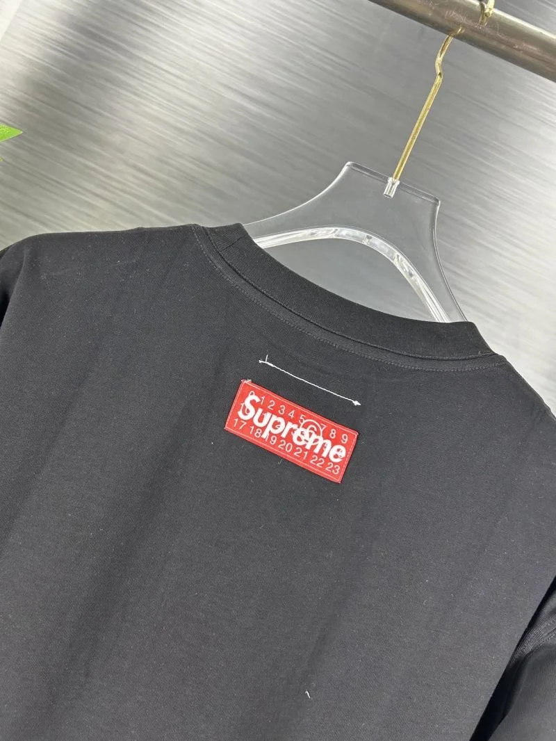 Indistinguishable Maison Margiela T-Shirts
