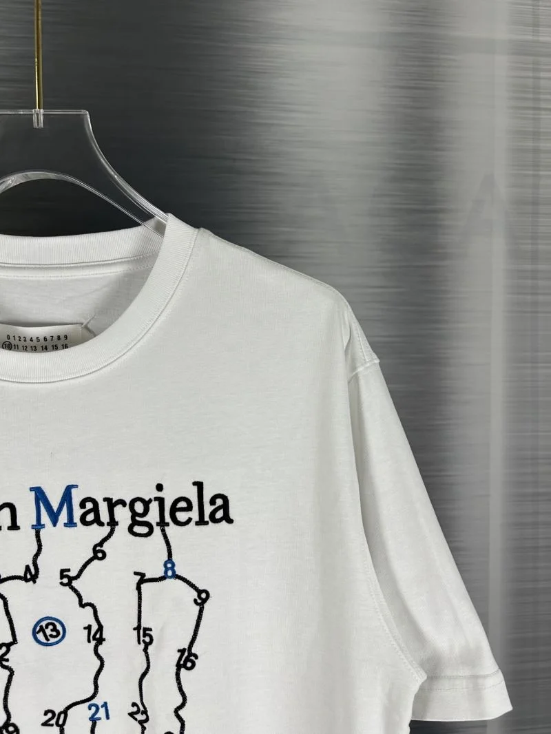 Indistinguishable Maison Margiela T-Shirts