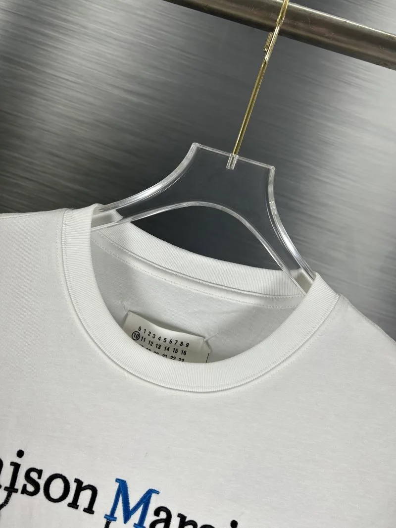Indistinguishable Maison Margiela T-Shirts