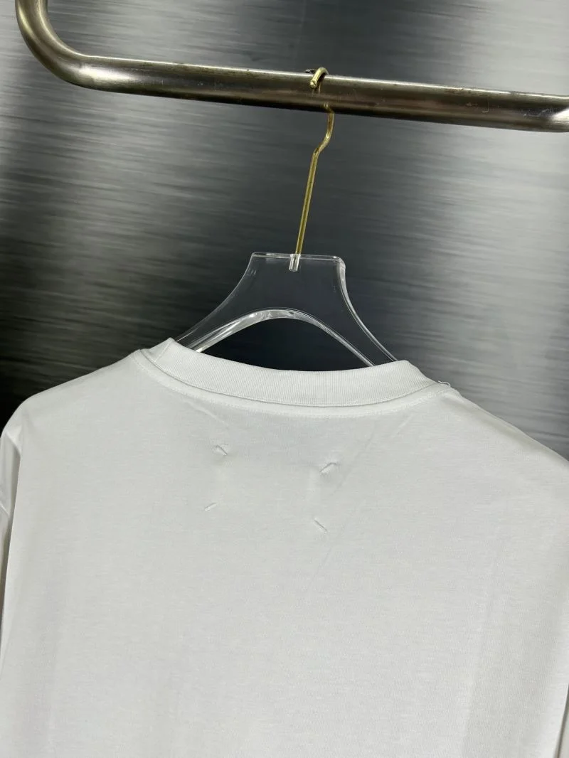 Indistinguishable Maison Margiela T-Shirts