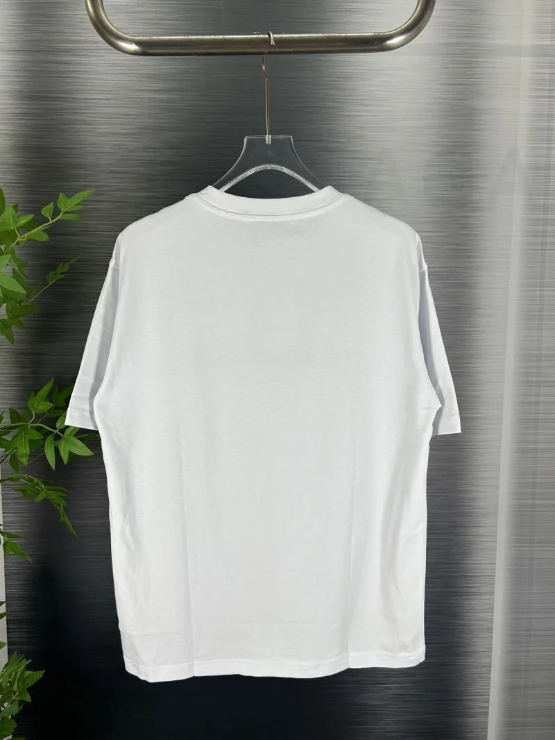 Indistinguishable Maison Margiela T-Shirts