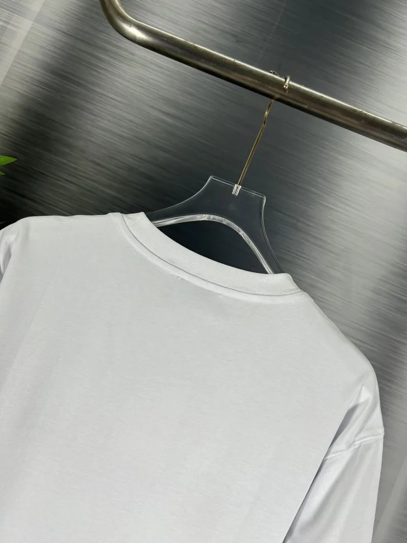 Indistinguishable Maison Margiela T-Shirts