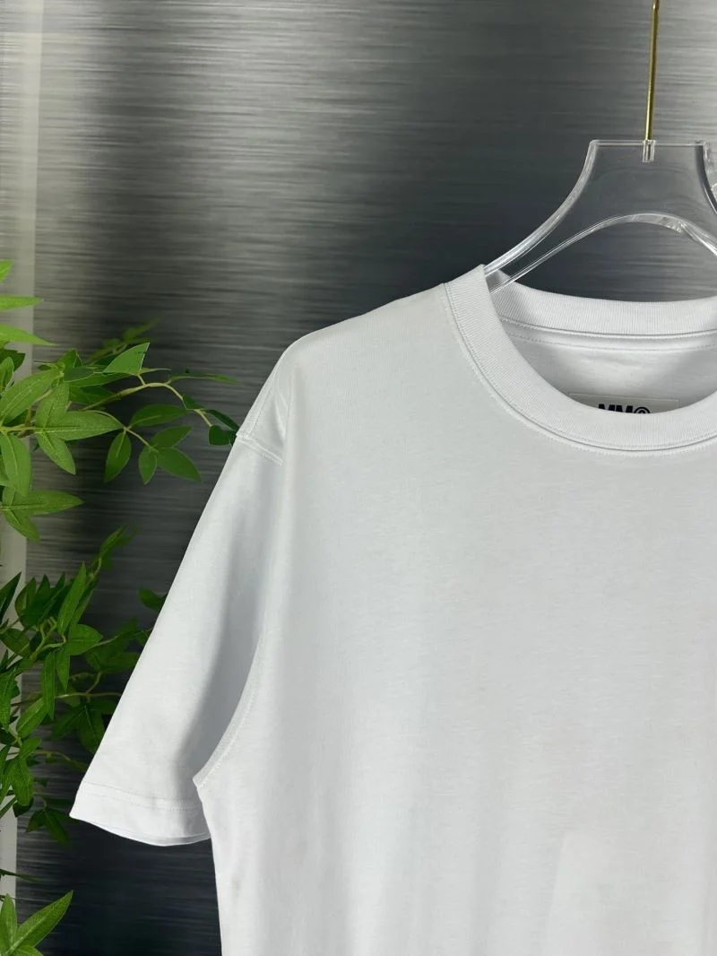 Indistinguishable Maison Margiela T-Shirts