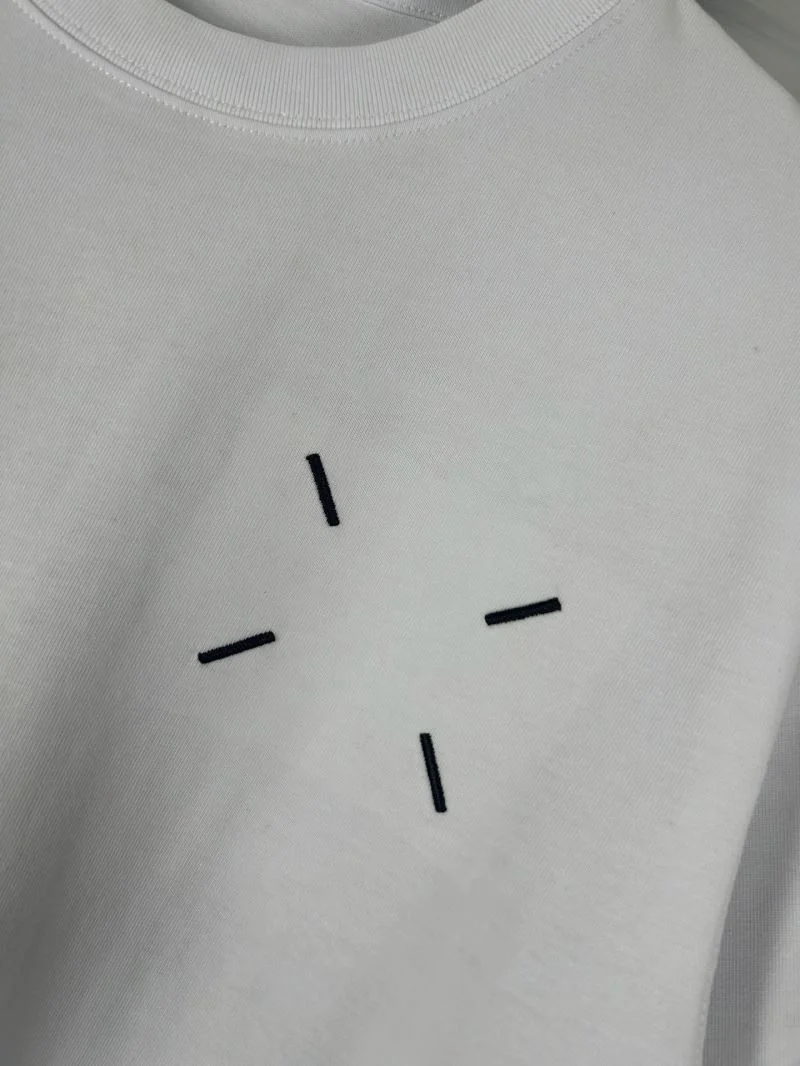 Indistinguishable Maison Margiela T-Shirts