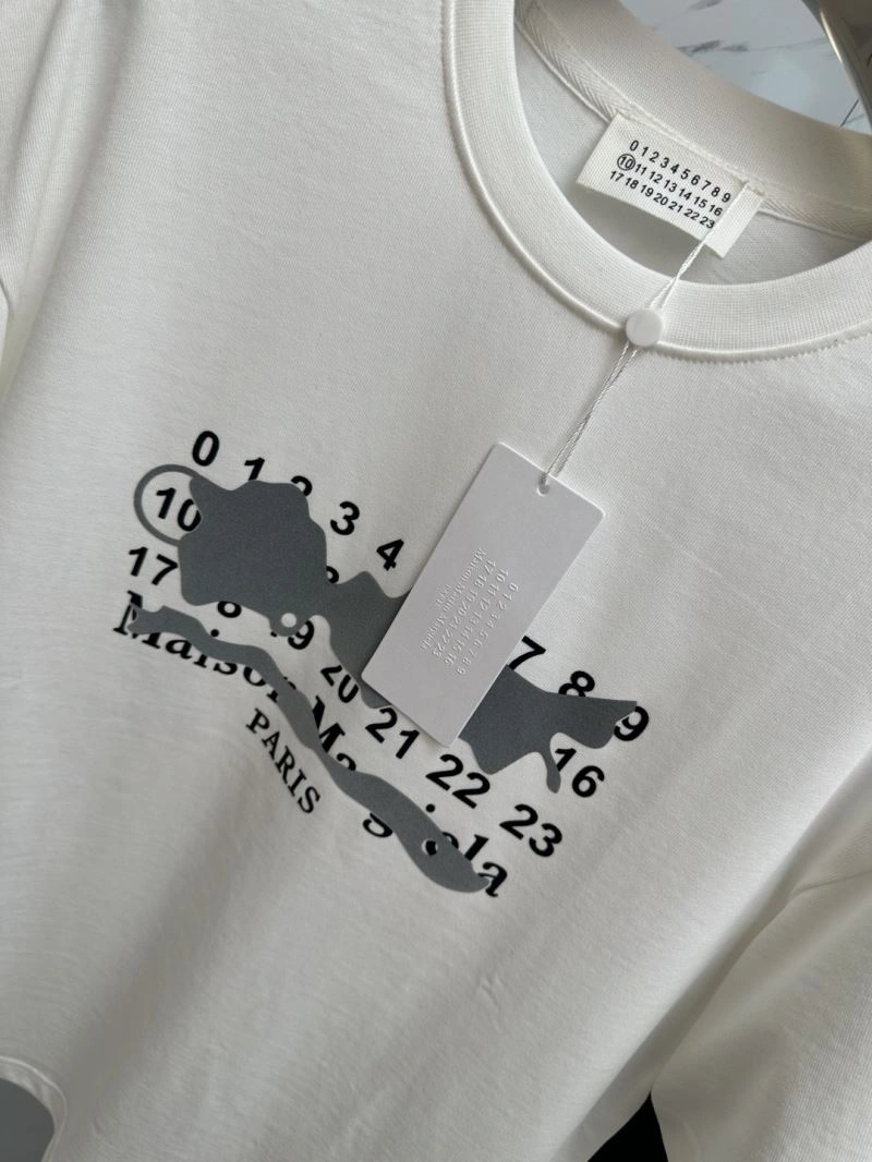 Value-priced Maison Margiela T-Shirts