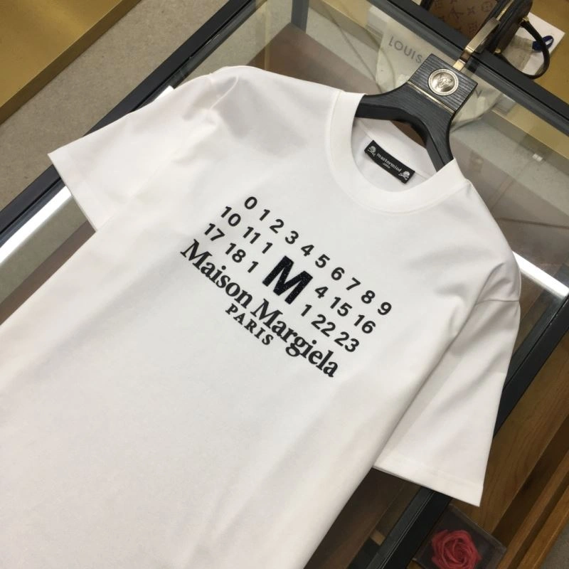 Top match Maison Margiela T-Shirts