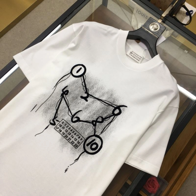 Accurate model Maison Margiela T-Shirts