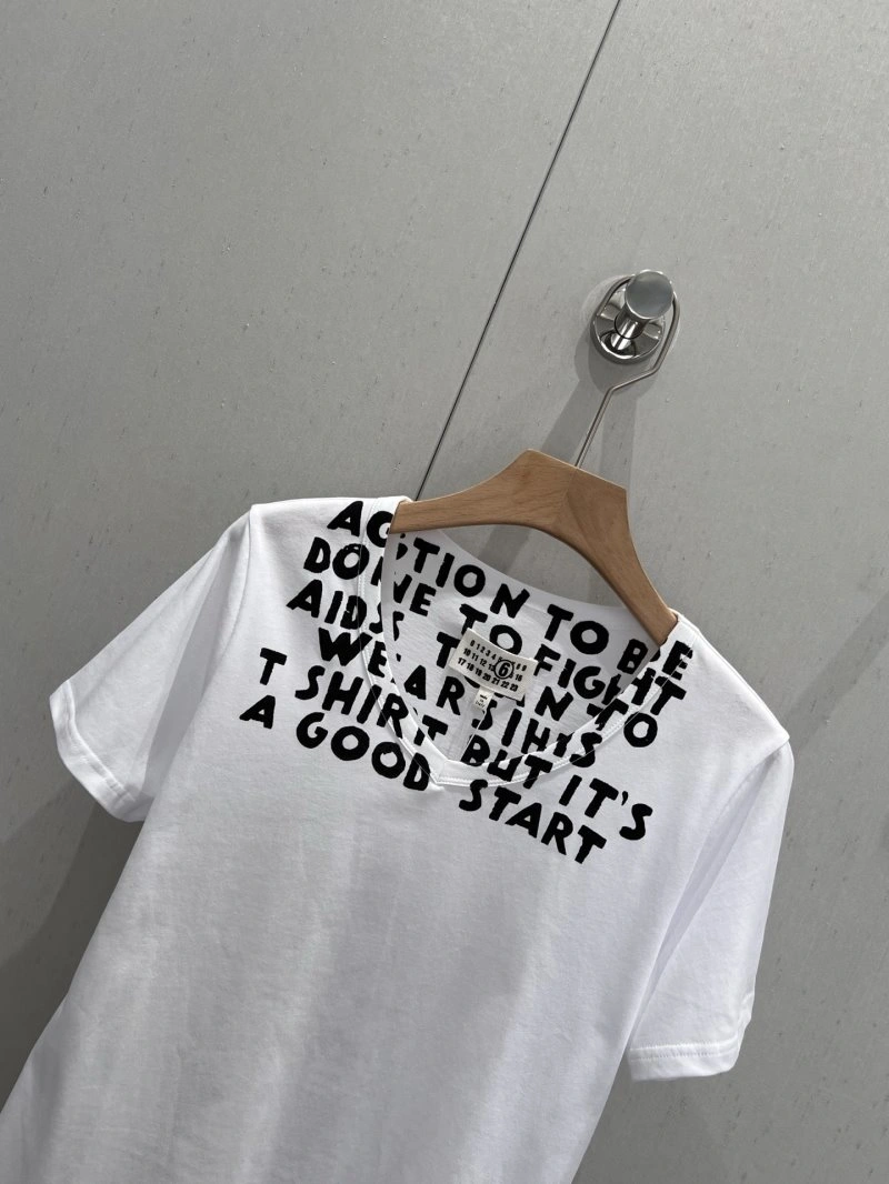 Indistinguishable Maison Margiela T-Shirts