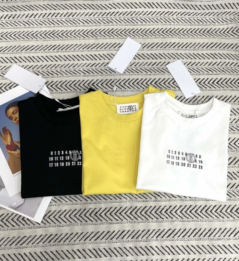 Indistinguishable Maison Margiela T-Shirts