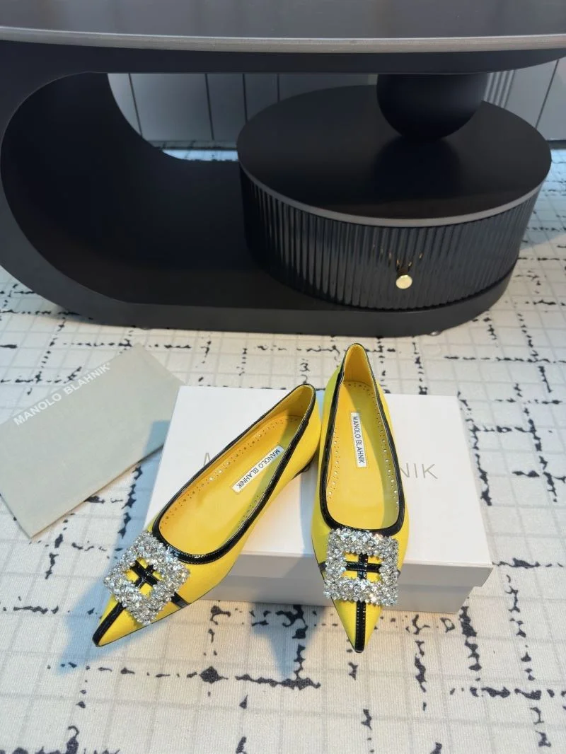 High fidelity Manolo Blahnik Shoes