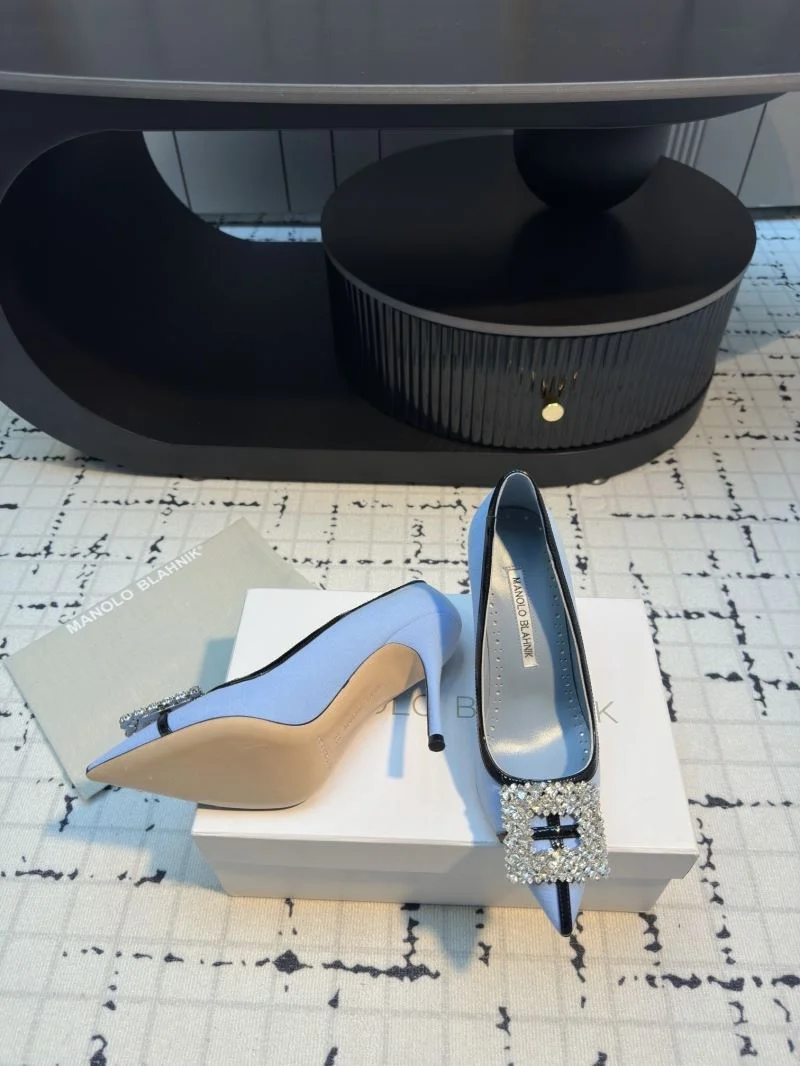 Low-cost Manolo Blahnik Shoes