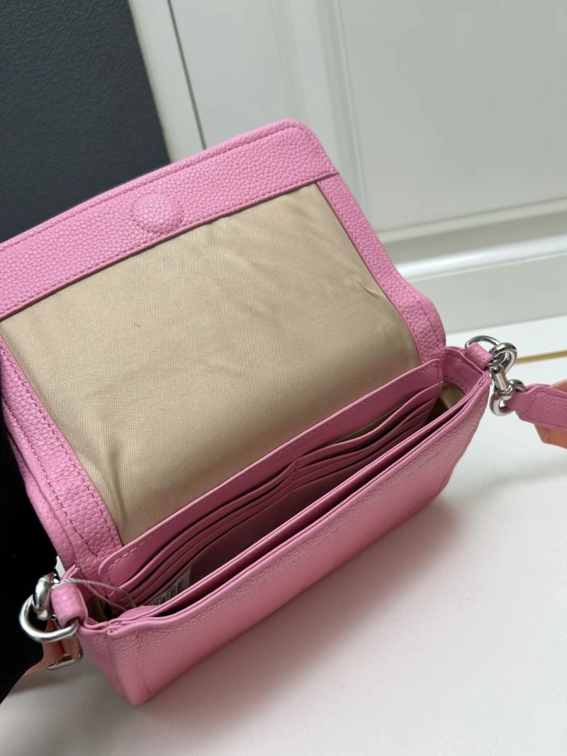 Accurate model Marc Jacobs Satchel Bags