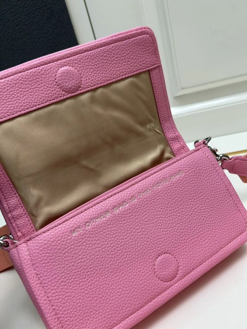 Accurate model Marc Jacobs Satchel Bags