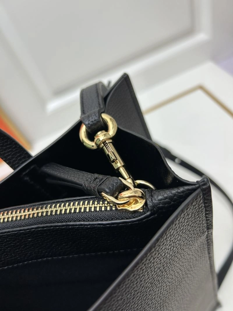 Value-priced Marc Jacobs Shopping Bags