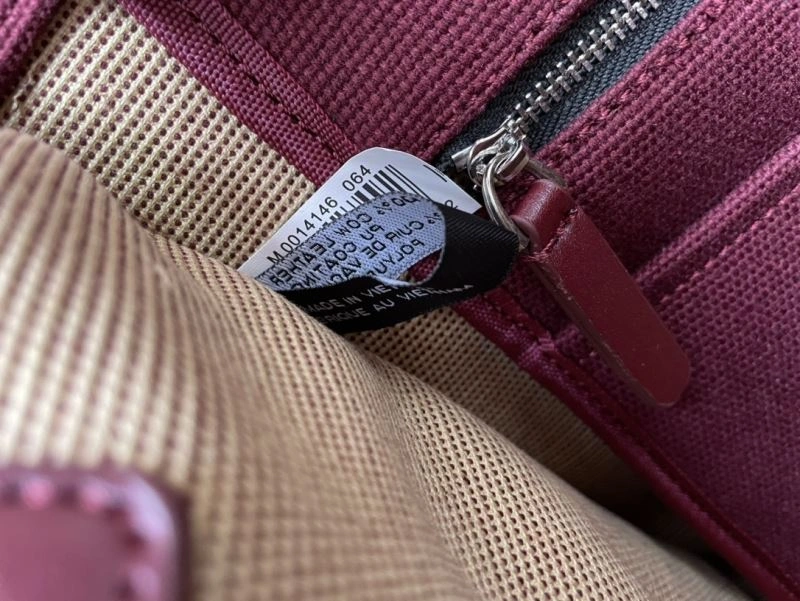 Low-cost Marc Jacobs Shopping Bags