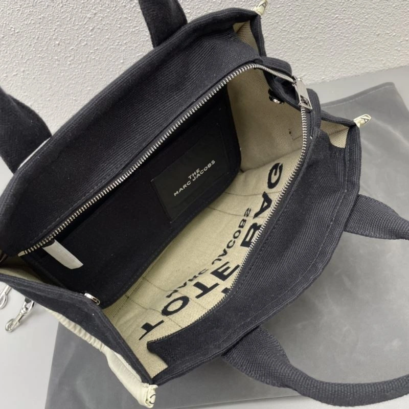 Low-cost Marc Jacobs Shopping Bags