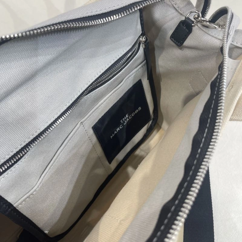 Affordable Marc Jacobs Shopping Bags