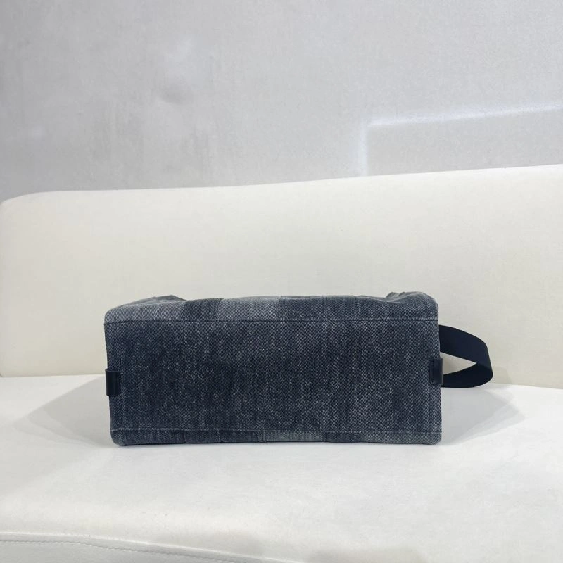 Official Marc Jacobs Shopping Bags