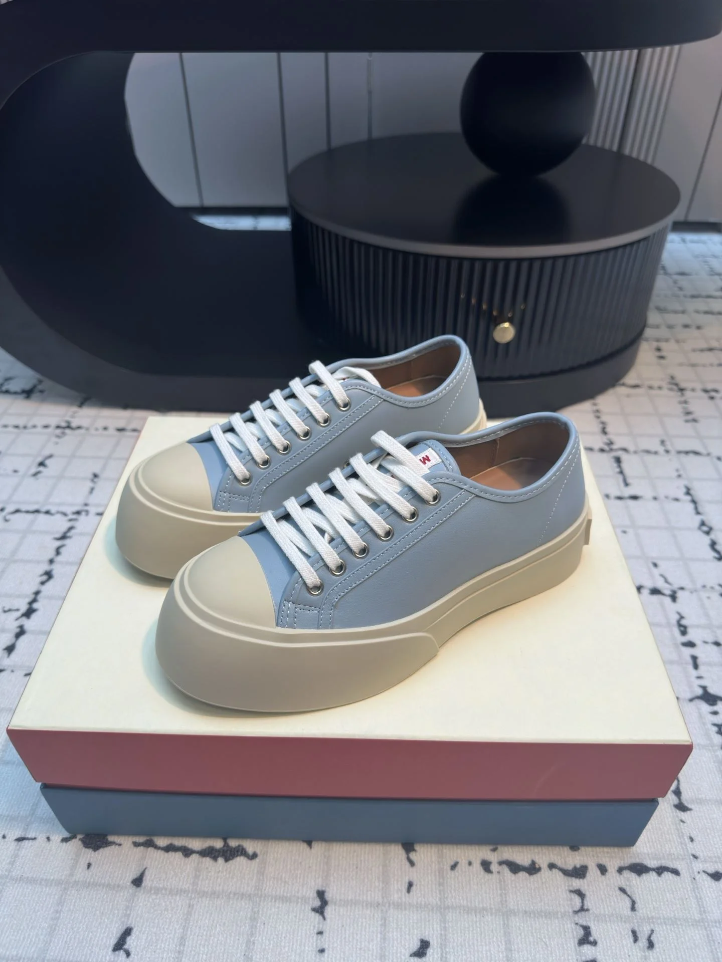 Accurate model Marni Shoes