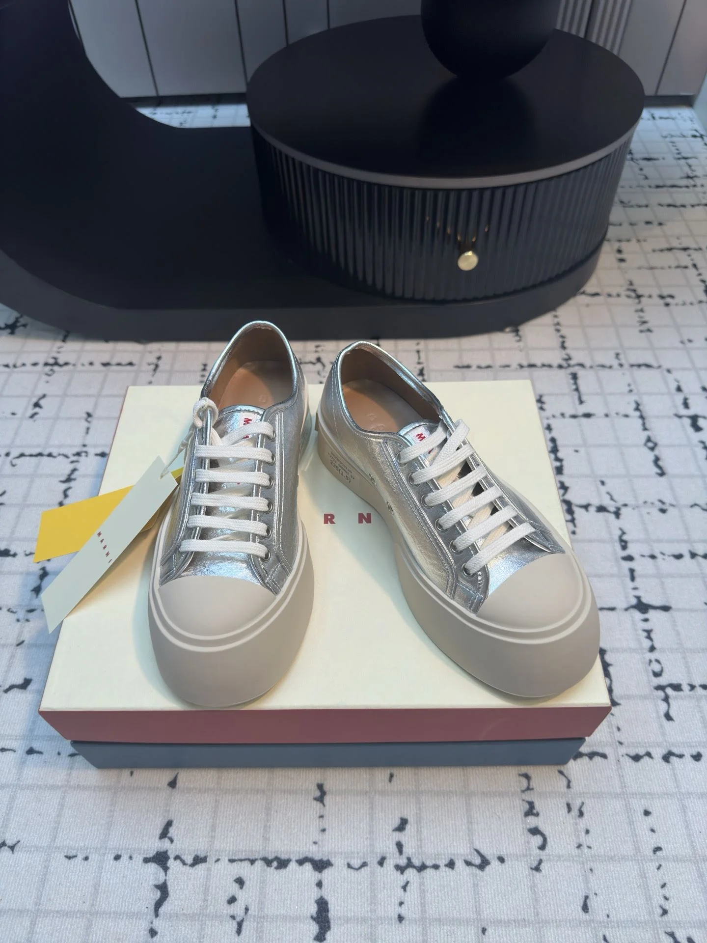 Top match Marni Shoes
