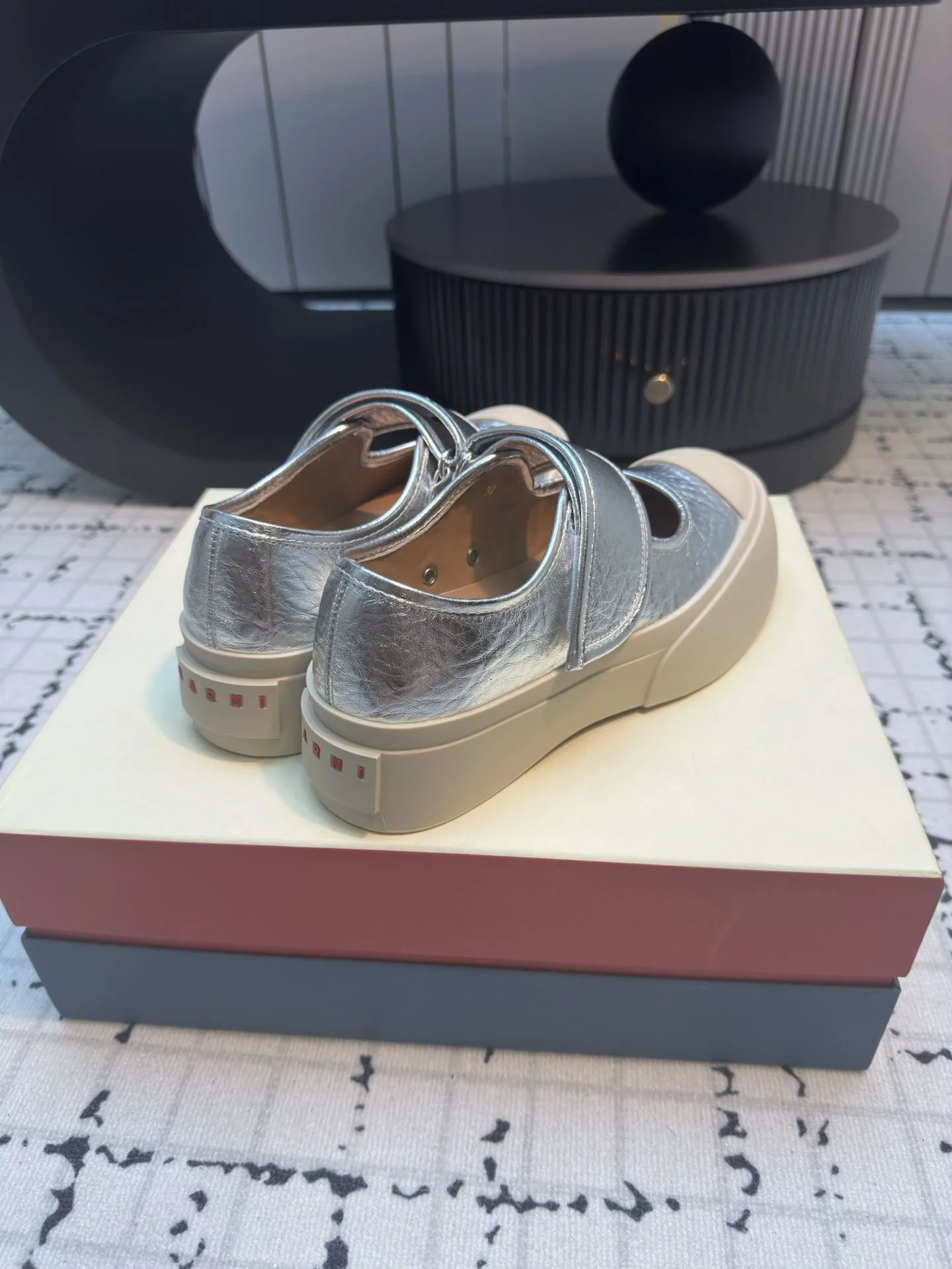 Top mirror Marni Shoes