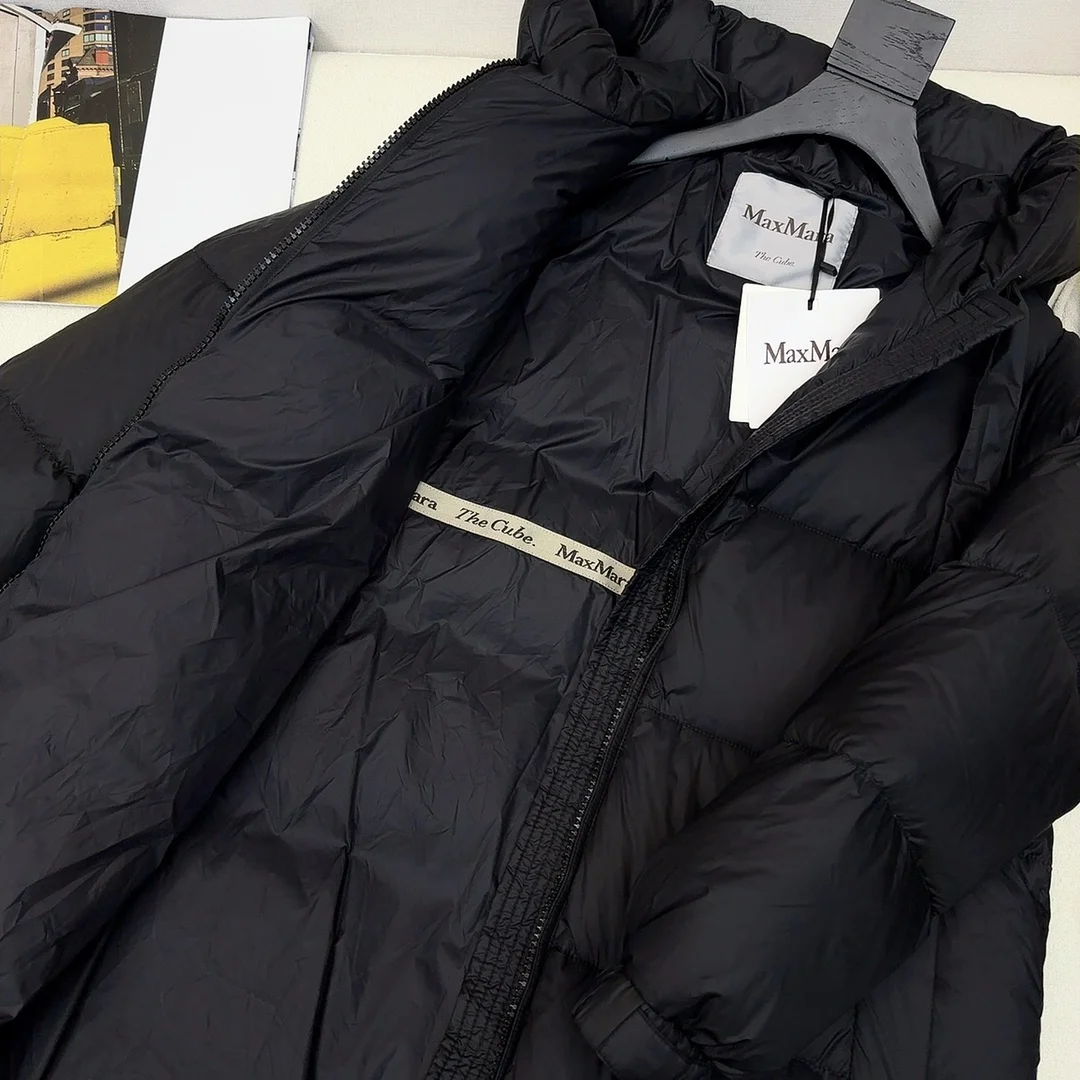 Indistinguishable Max Mara Down Jackets