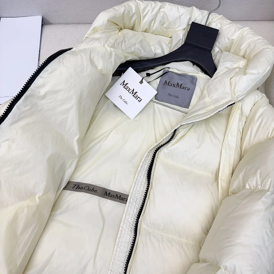 Brand-authenticated Max Mara Down Jackets
