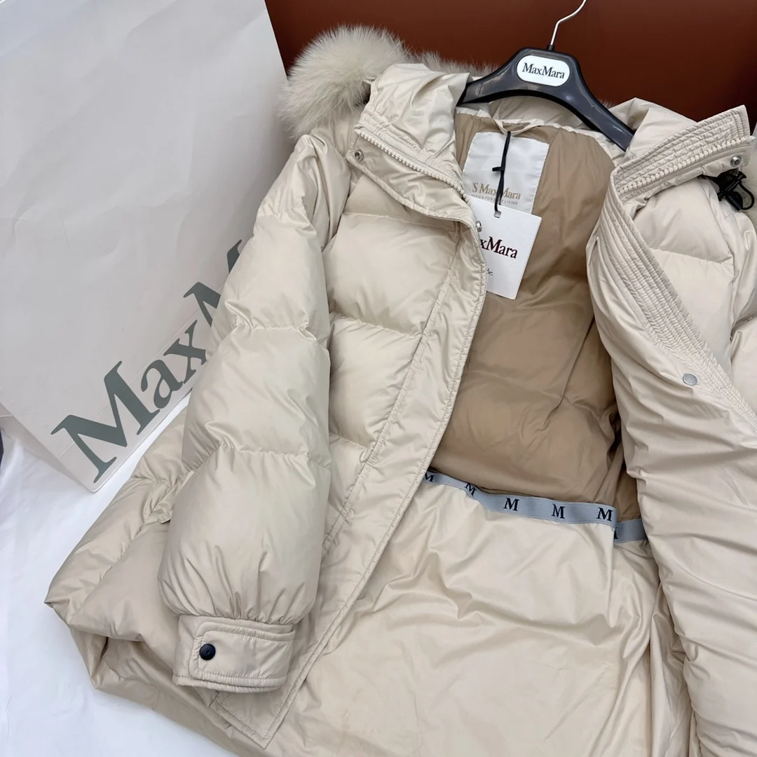 High fidelity Max Mara Down Jackets