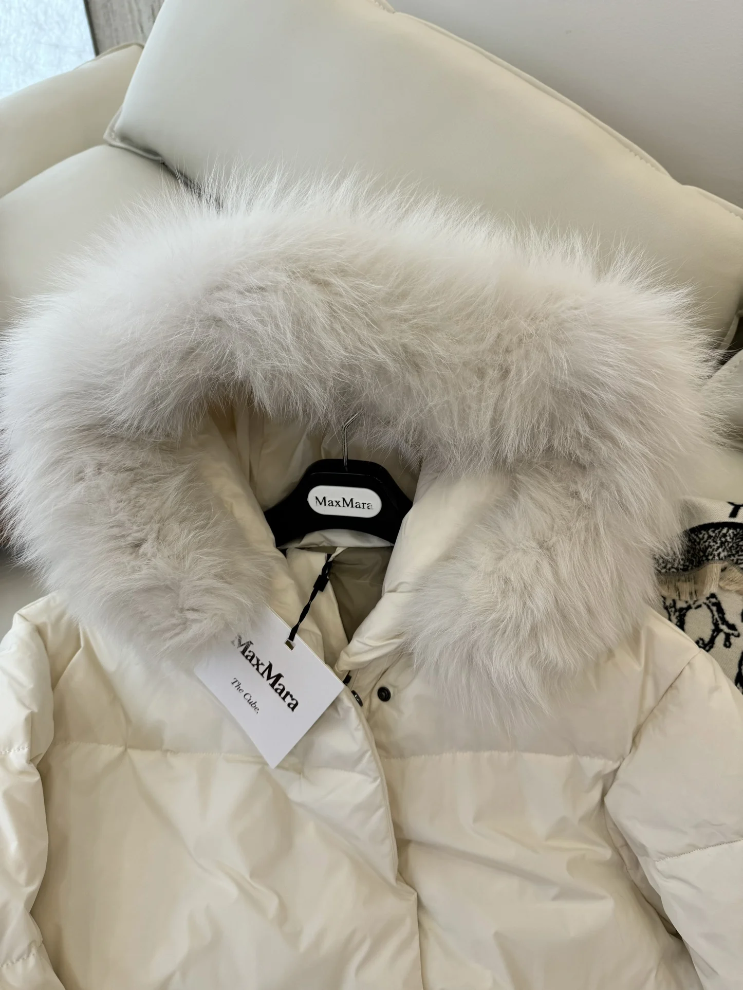 Inexpensive Max Mara Down Jackets