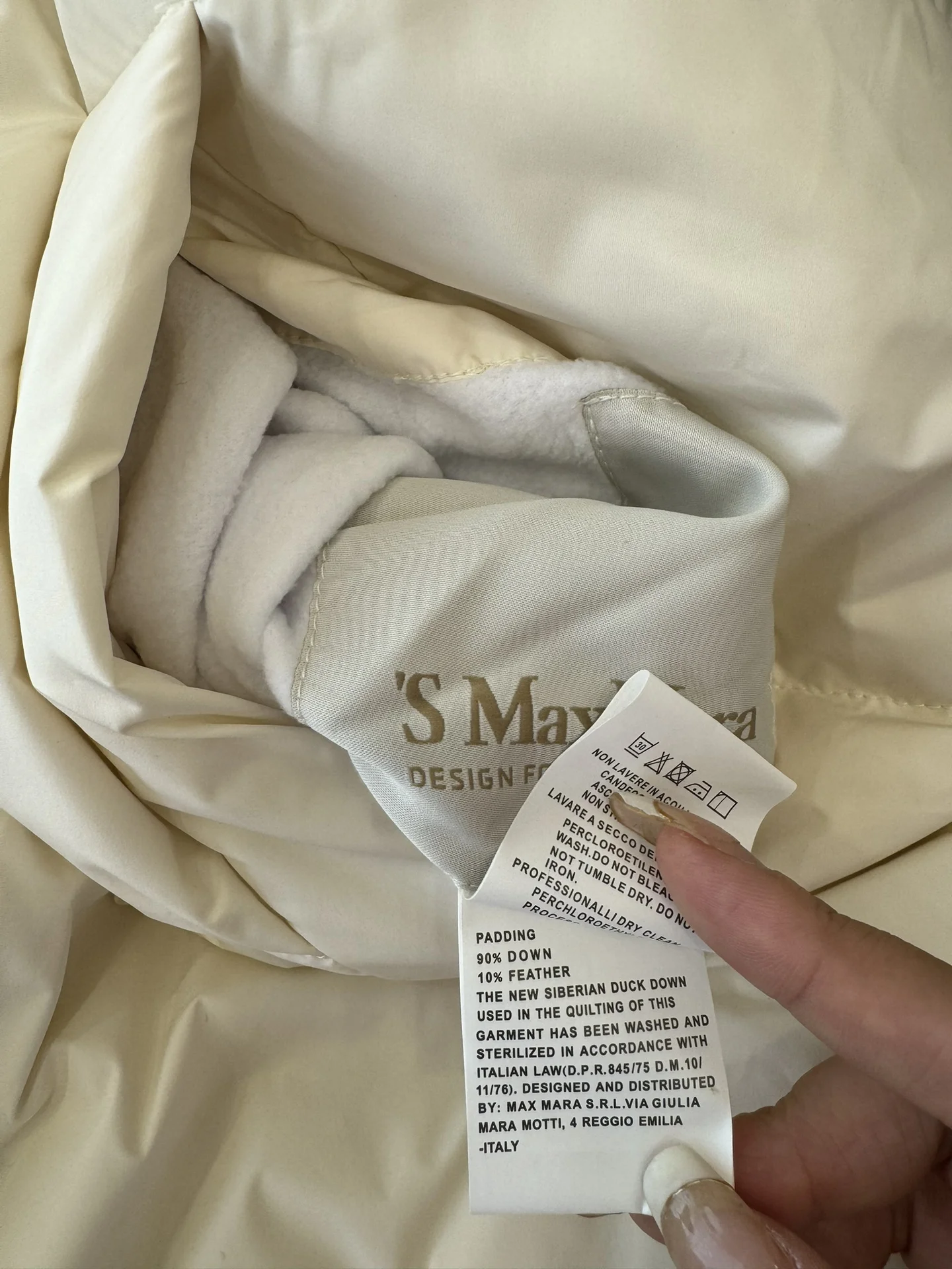 Inexpensive Max Mara Down Jackets