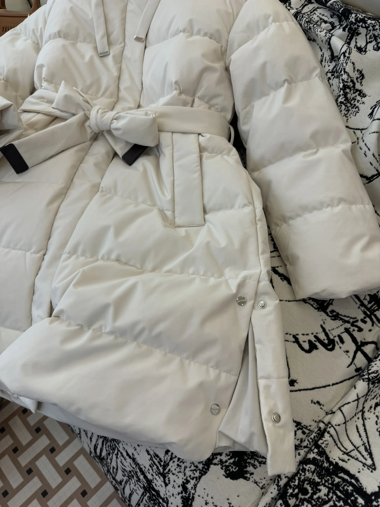Bargain Max Mara Down Jackets