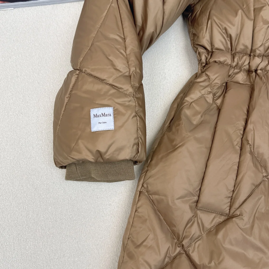 High fidelity Max Mara Down Jackets