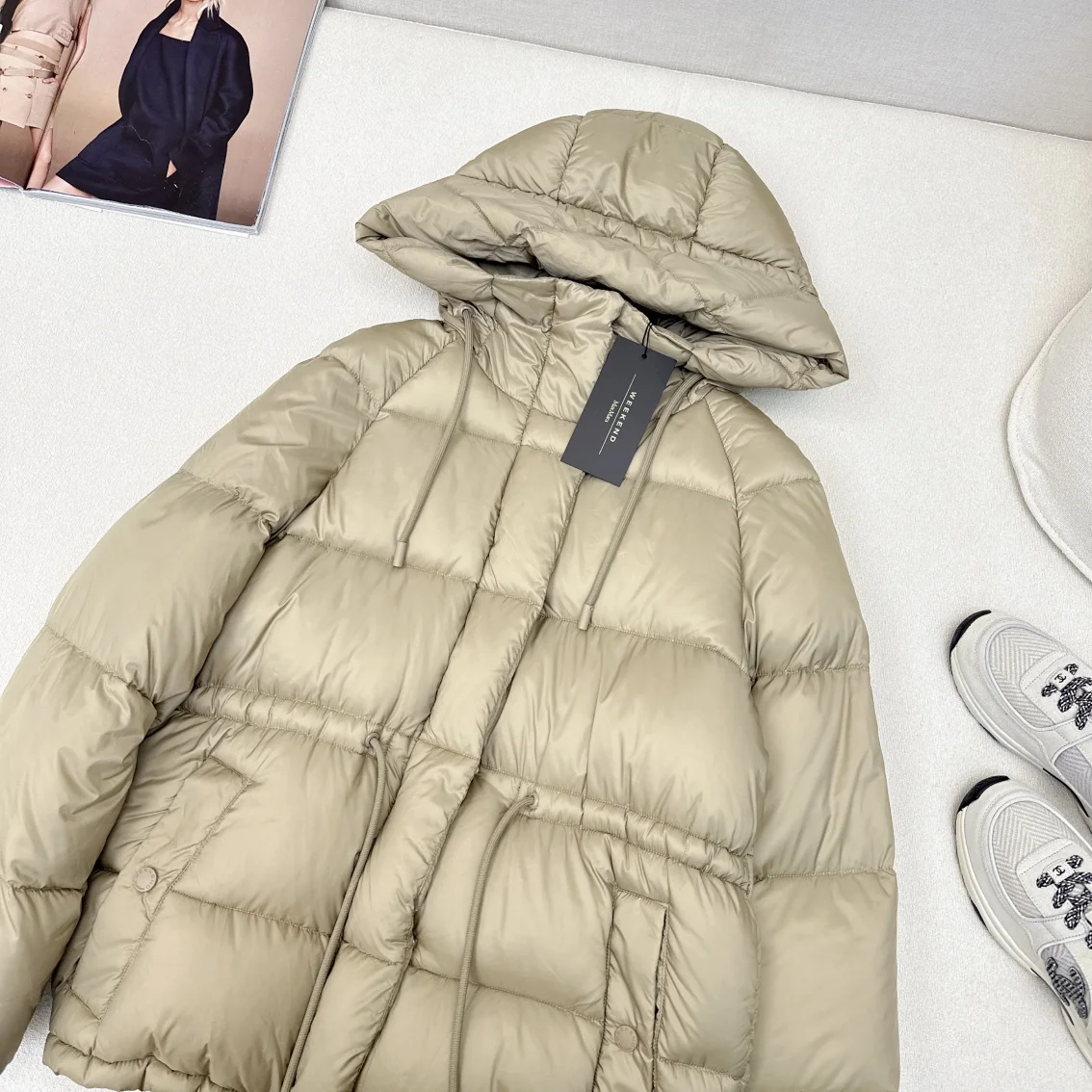 Top mirror Max Mara Down Jackets