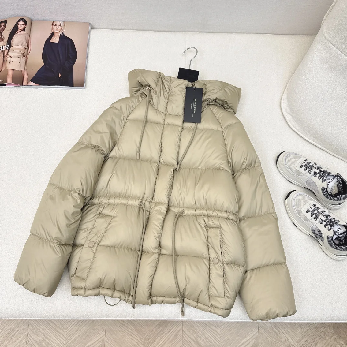 Top mirror Max Mara Down Jackets