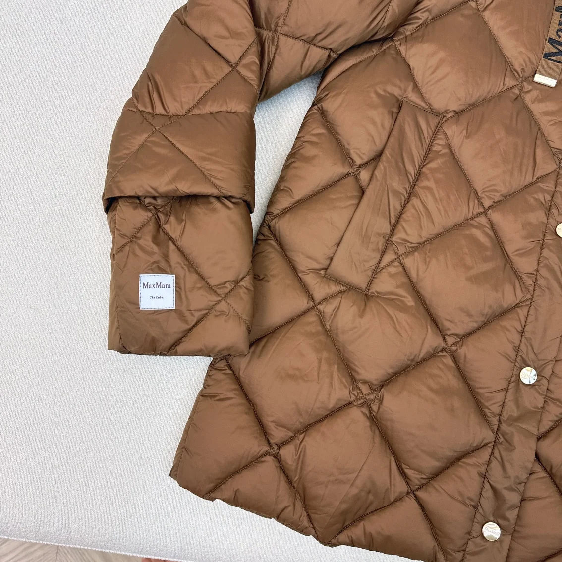 Exact replica Max Mara Down Jackets