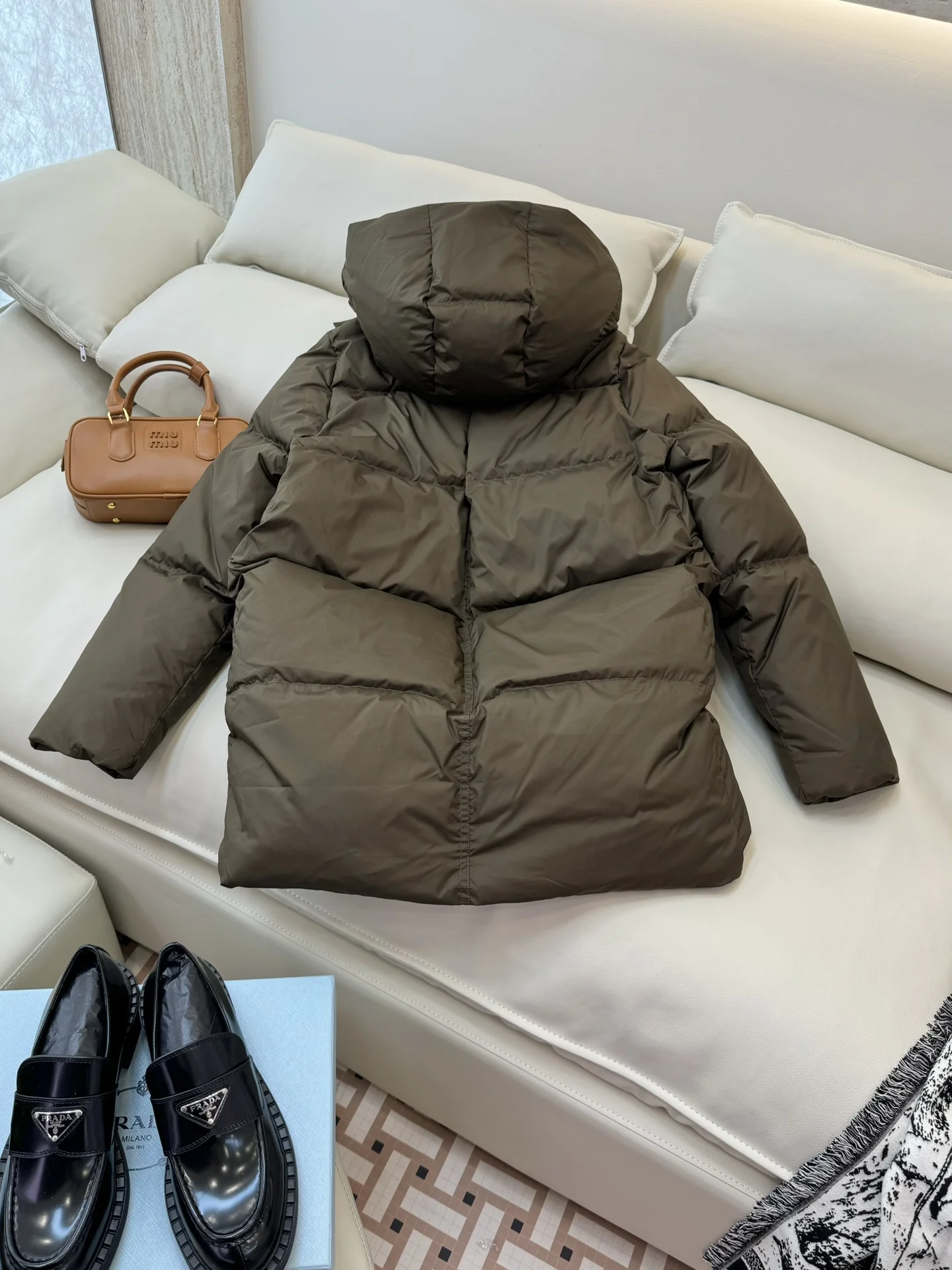 Inexpensive Max Mara Down Jackets