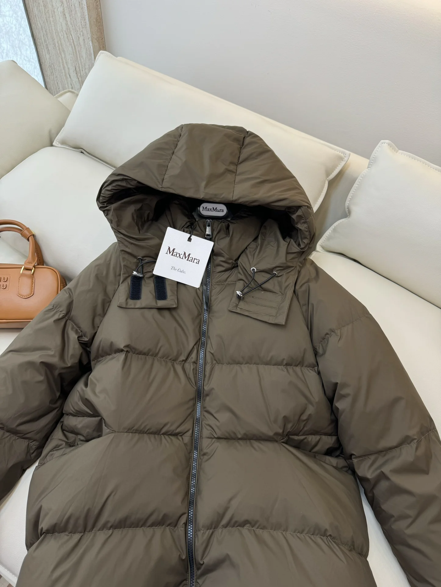 Inexpensive Max Mara Down Jackets