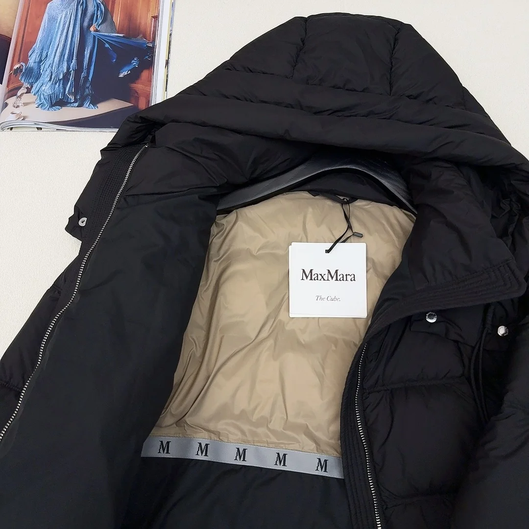 Indistinguishable Max Mara Down Jackets