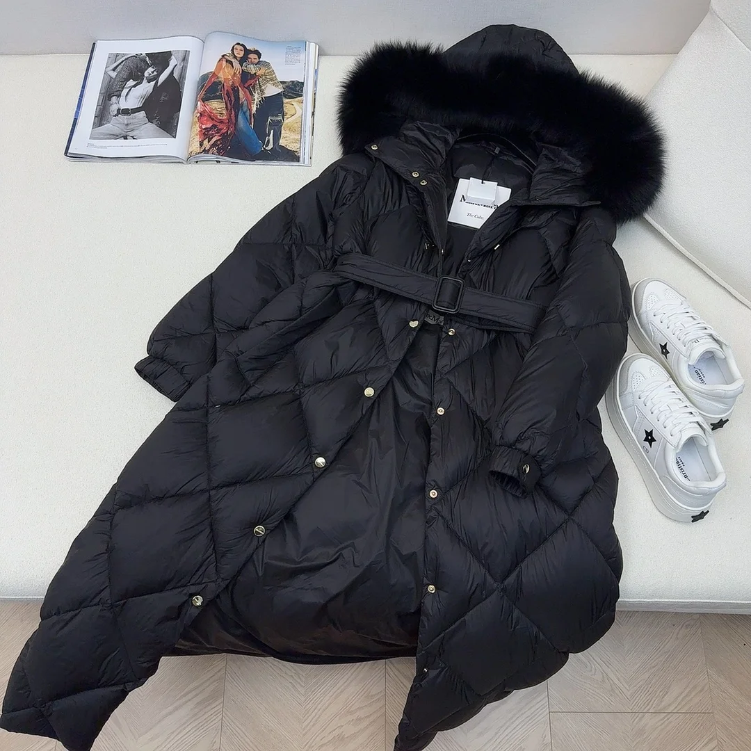 Top mirror Max Mara Down Jackets