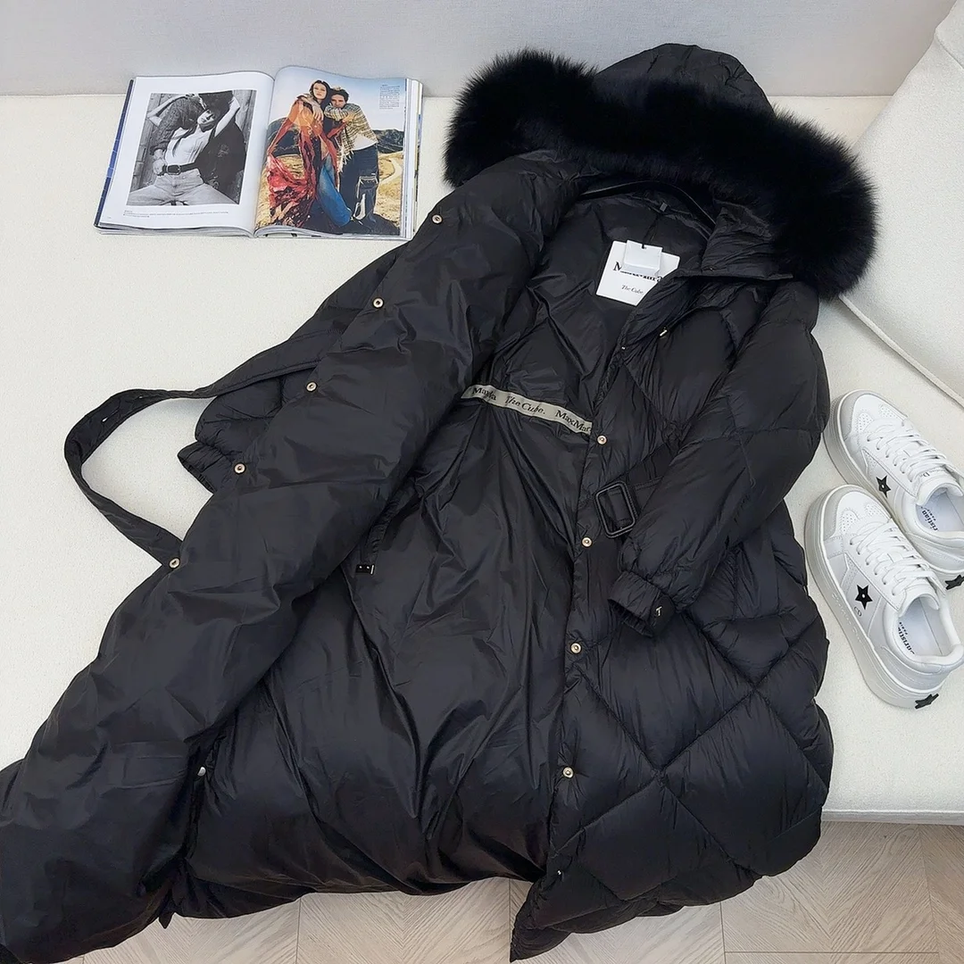 Top mirror Max Mara Down Jackets