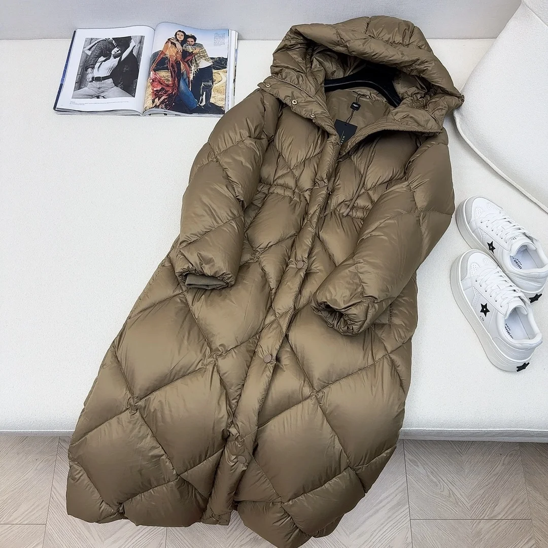 Accurate model Max Mara Down Jackets