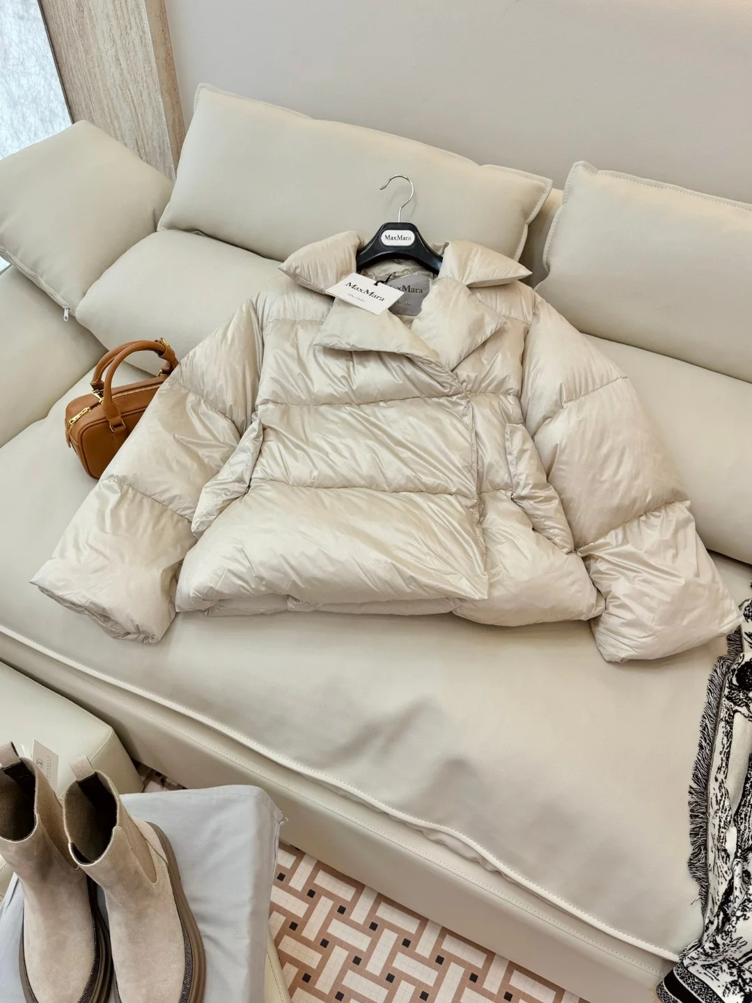 High fidelity Max Mara Down Jackets