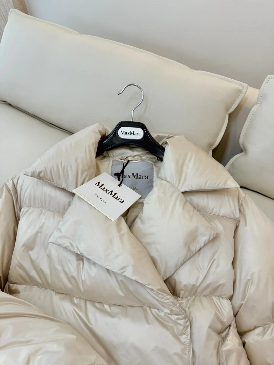High fidelity Max Mara Down Jackets