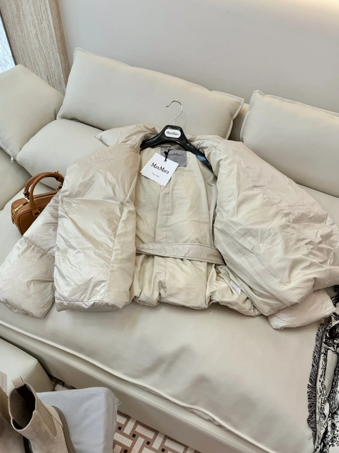 High fidelity Max Mara Down Jackets