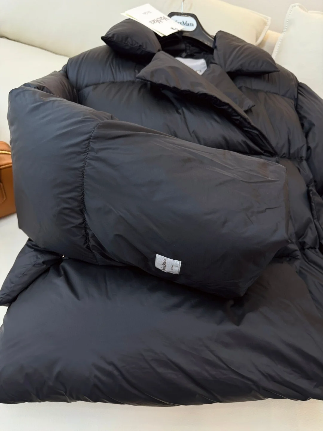 Accurate model Max Mara Down Jackets