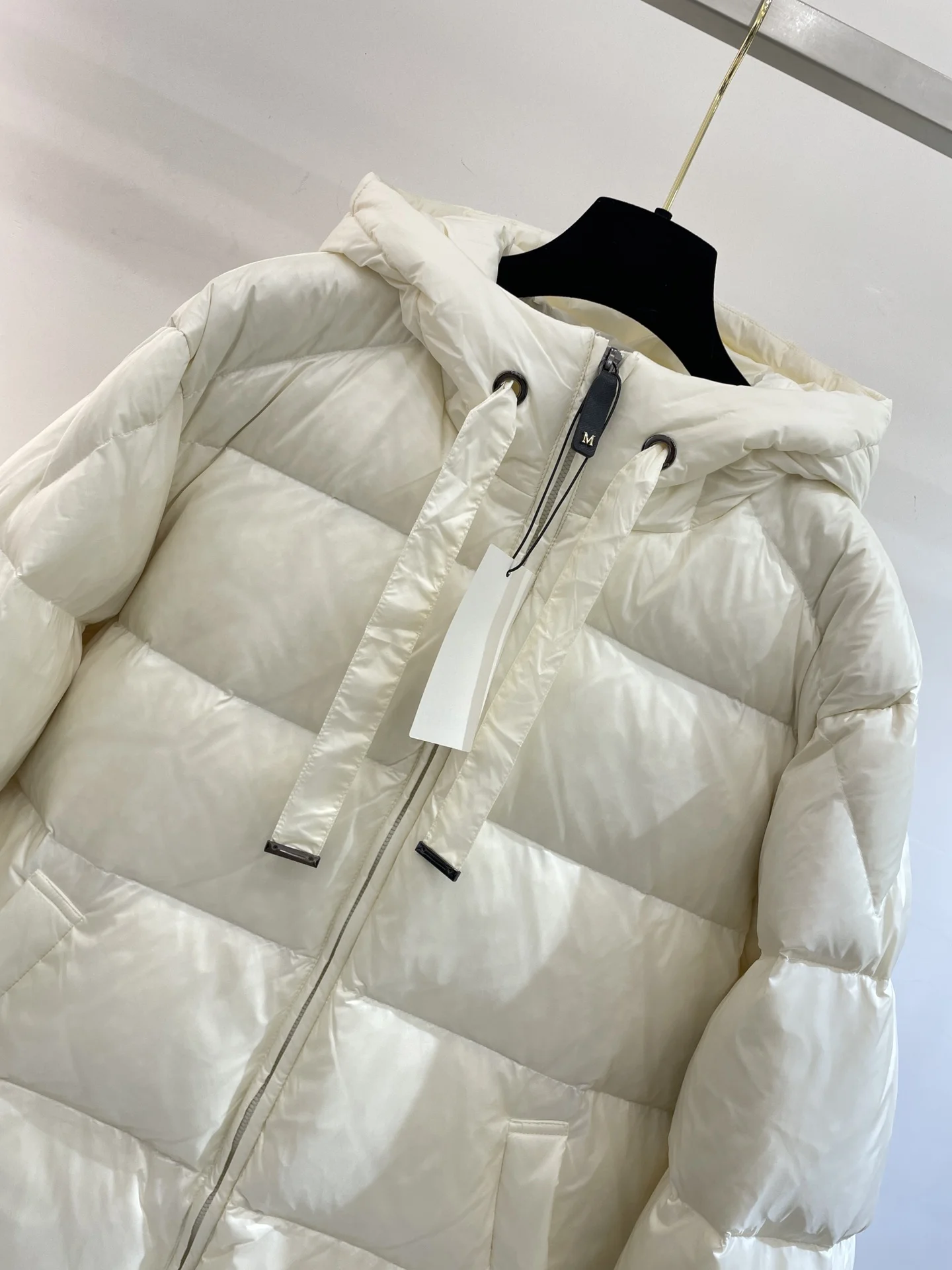 Inexpensive Max Mara Down Jackets