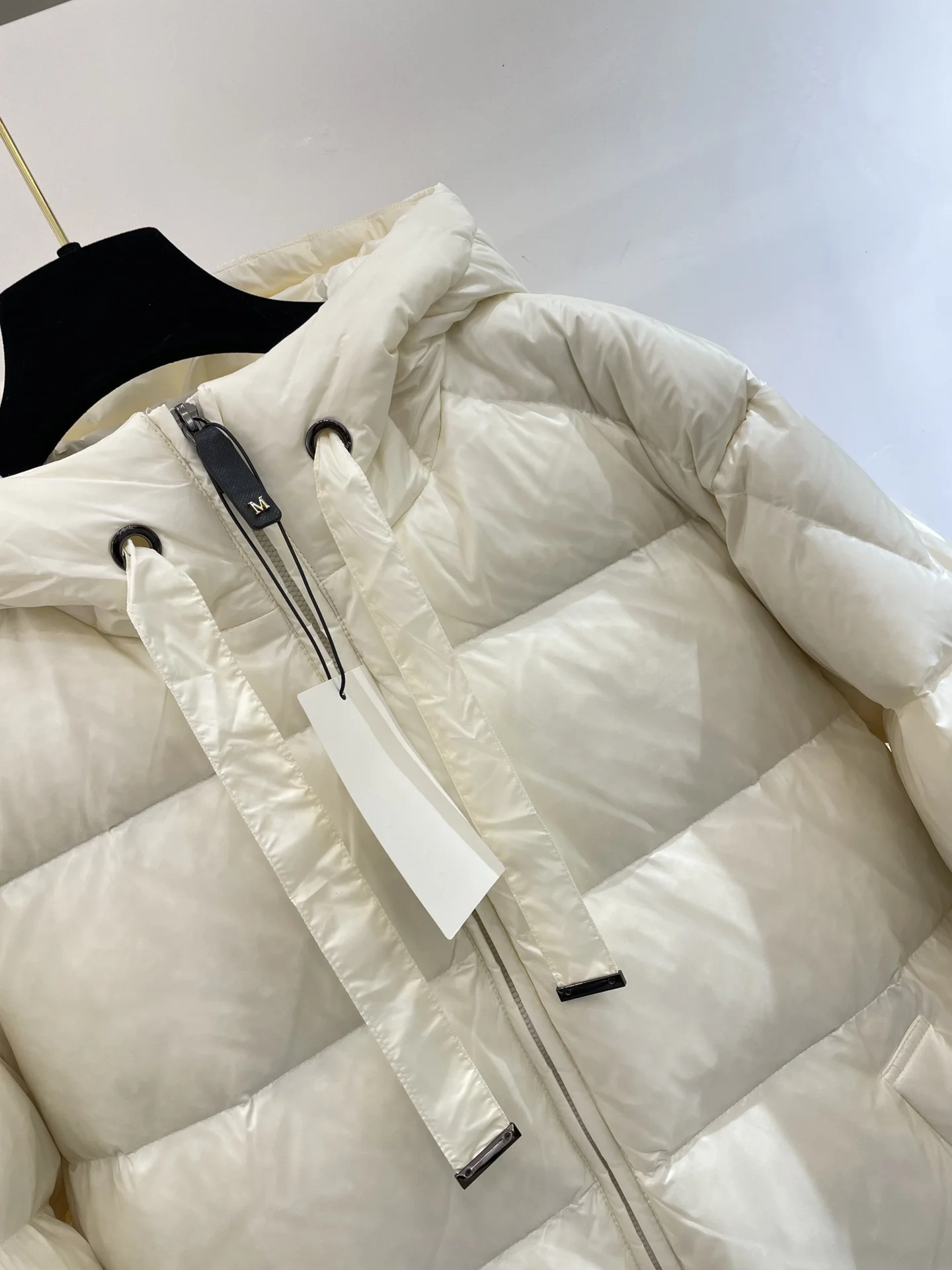 Inexpensive Max Mara Down Jackets